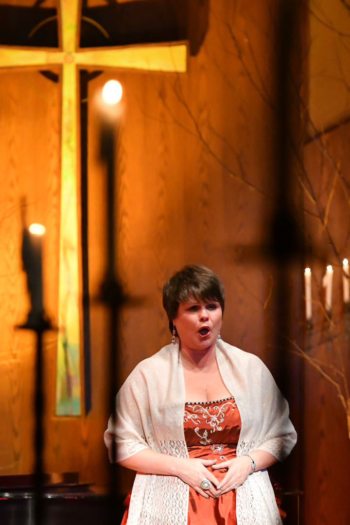 Gallery – DEBRA GILROY